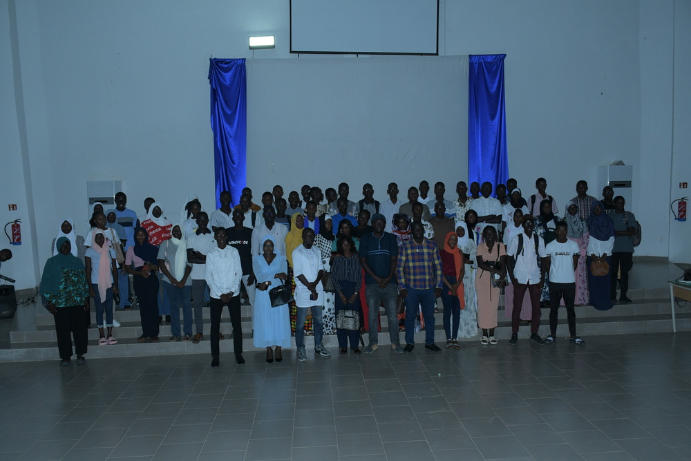 Amphi de rentrée de L’Institut Polytechnique de Saint Louis (IPSL ...
